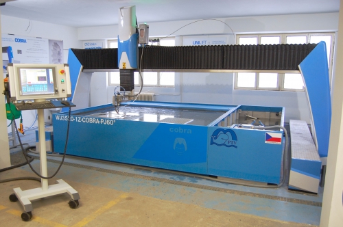 CNC COBRA 6th AXIS WJ2520 1Z COBRA 6AX1020 PTV water jet cutting water jet